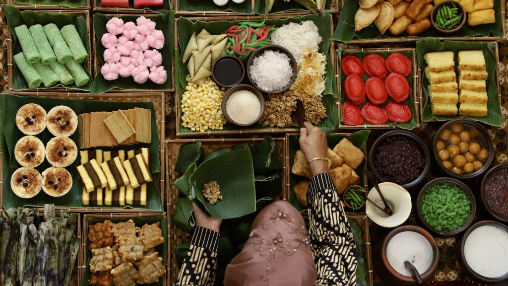 The Ultimate Bali Food Guide | Popular Cuisine In Bali