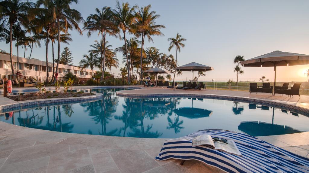 Tangalooma Island Resort Dining & Facilities