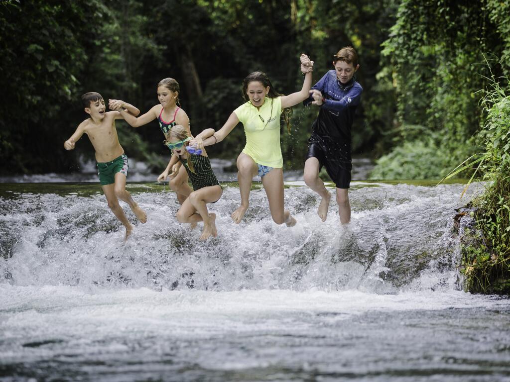 Vanuatu Resort Accommodation with Kids Clubs